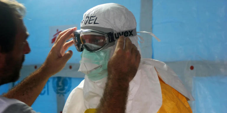 „Hinter Zahlen stehen Menschen“: Caritas startet Ebola-Nothilfe