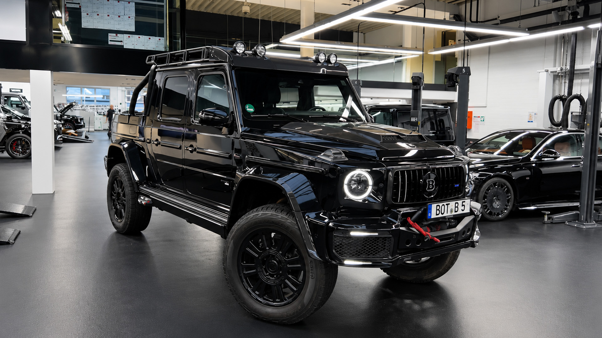 This Brabus G800 XLP build looks absolutely menacing