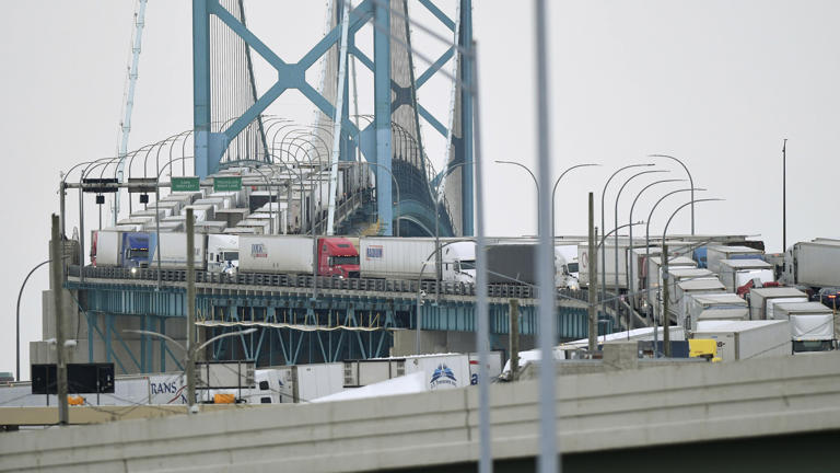 Pont Gordie-Howe : sans date d’ouverture, « l’enthousiasme se ...