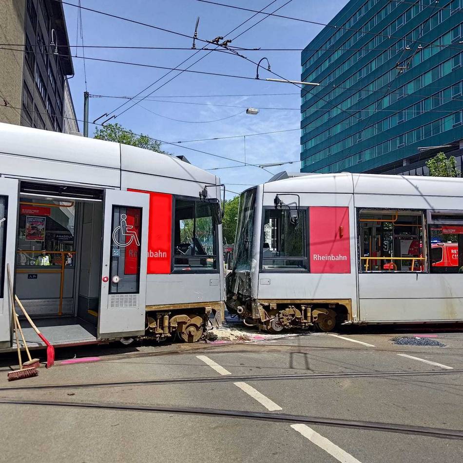 30 Verletzte bei Bahn-Unfall in Düsseldorf – warum bog die 709 falsch ab?