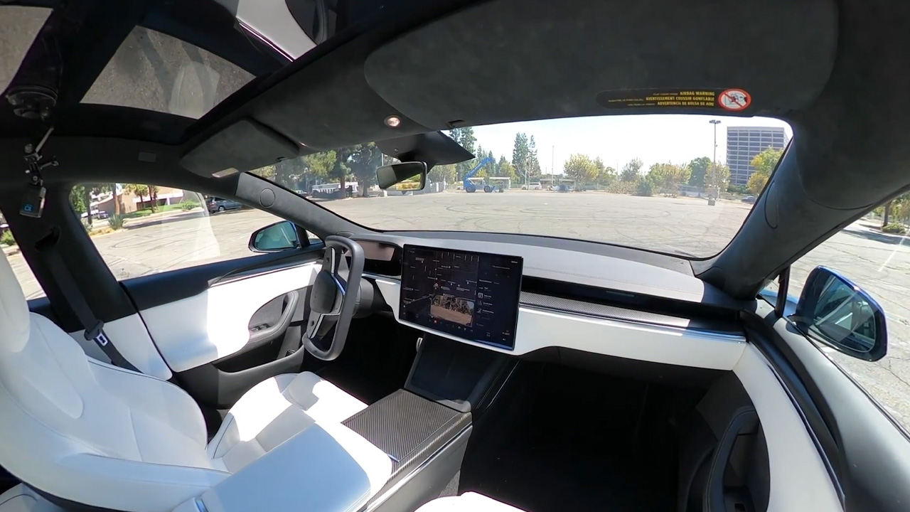 Testing the mind blowing Tesla self driving technology without a driver