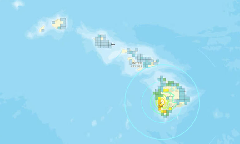 Hawaii is hit by 'terrifying' 6.0 magnitude earthquake as fears rise ...