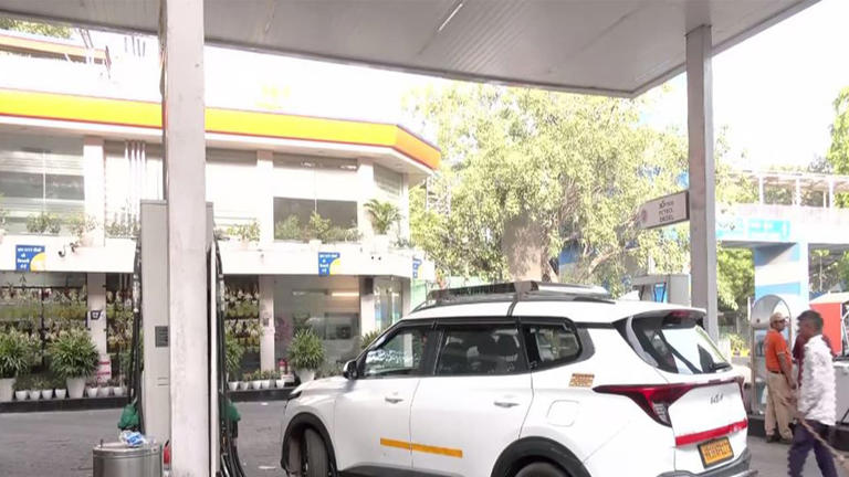 India records smallest fuel price hike amidst global crude surge