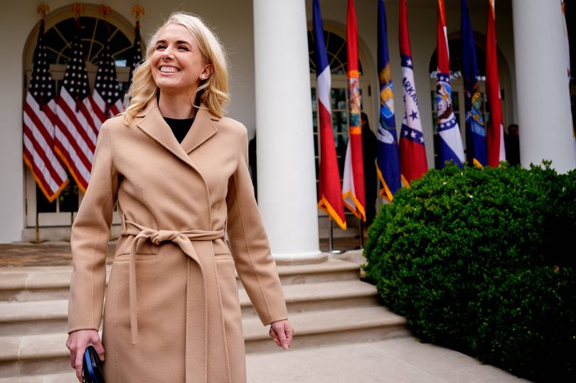 Trump's 5-word plea to glamorous aide, 34, who he said loved him as ...