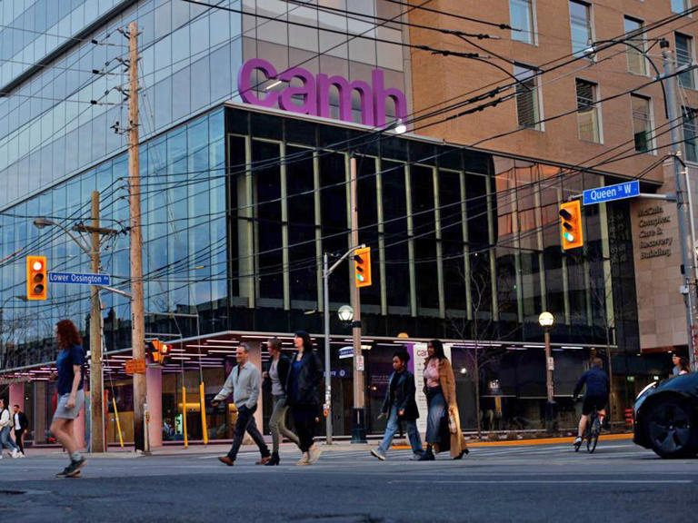 Toronto man who killed off-duty firefighter at a café now out of ...