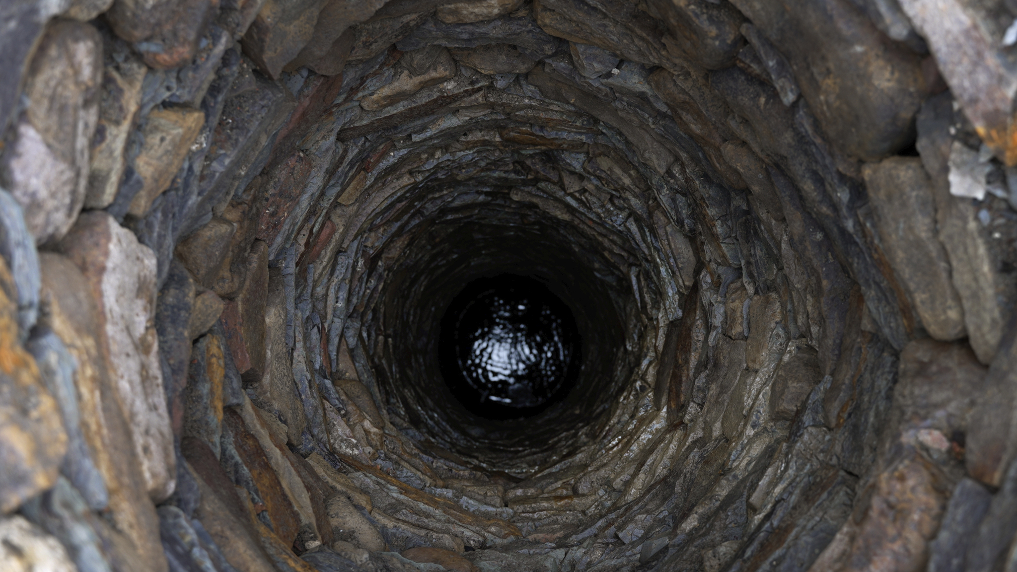 Archaeologists uncover medieval well within walls of Sheffield Castle