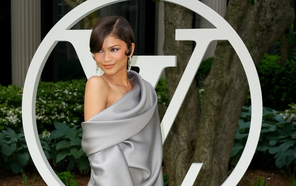 Zendaya's silver Louis Vuitton look sparks divided reactions