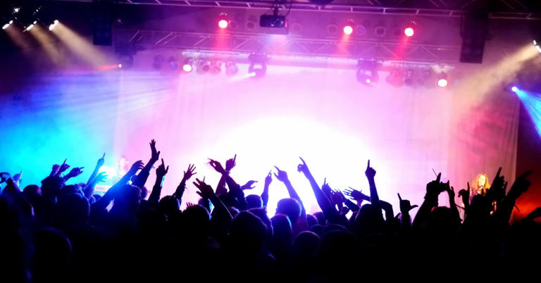 ‘Blue dot fever’? What's really behind a tricky summer dynamic for live ...
