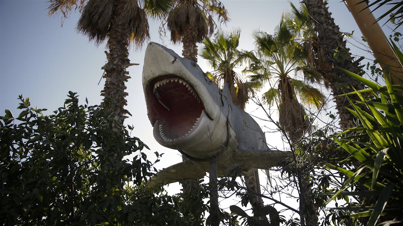 20 iconic movie props found in unexpected places