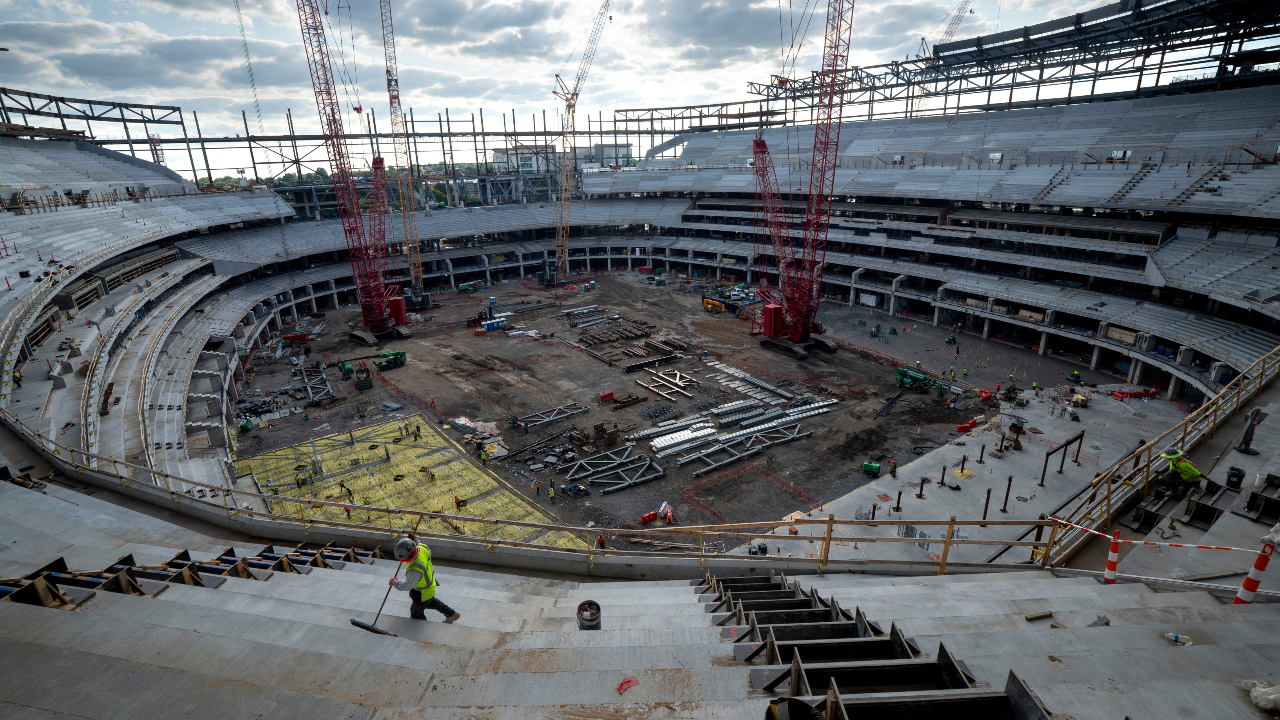 5 NFL teams playing in America’s worst stadiums