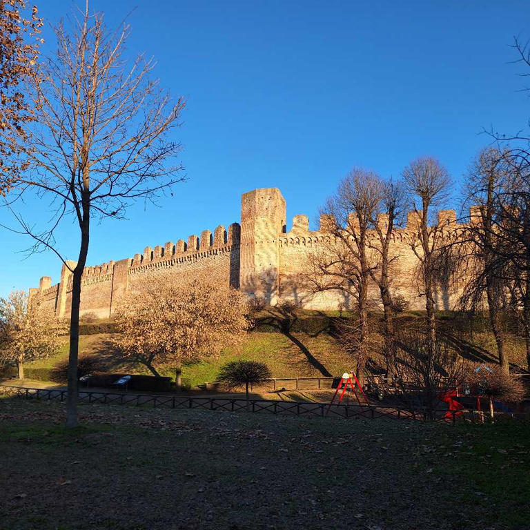 Siamo saliti sulle mura di Cittadella, il borgo fortificato dove si ...