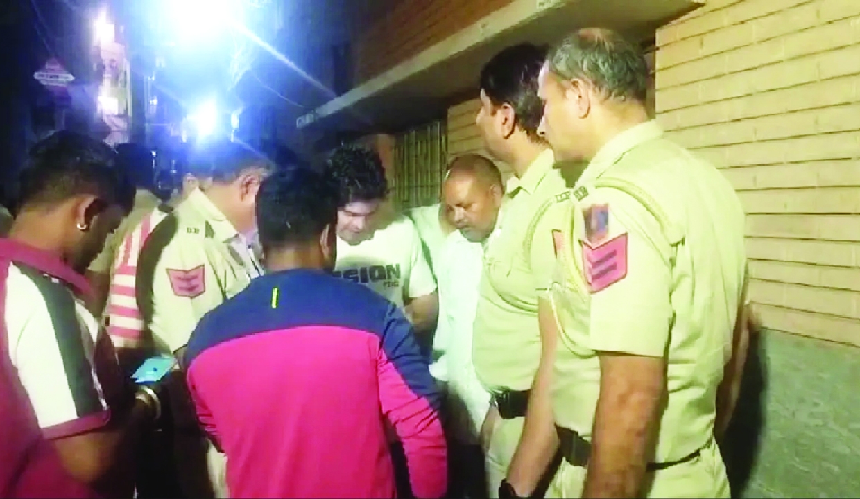 Govindpuri double murder case: Police question husband, probe robbery ...