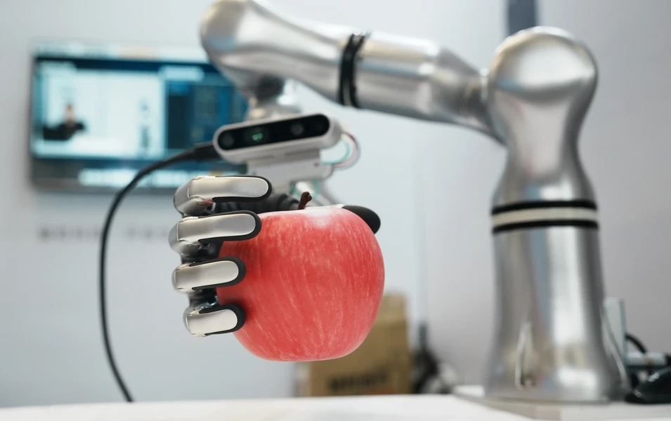 CSIRO unveils AI hub to speed up robot decision-making