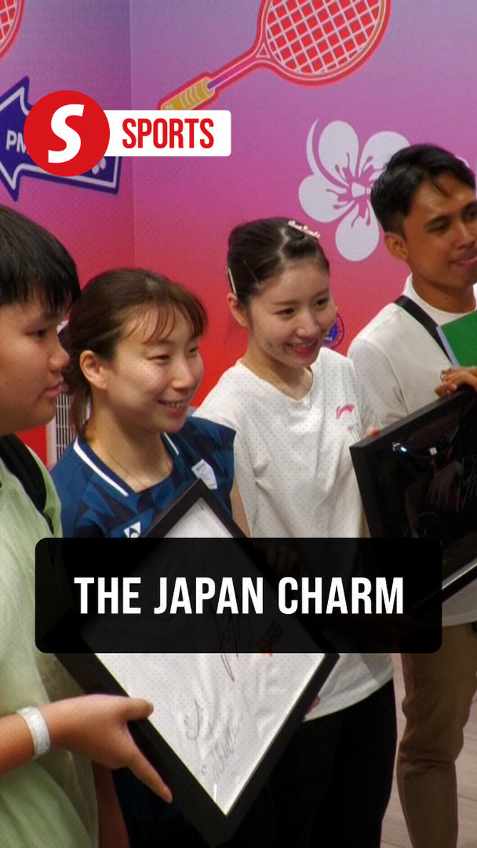 Shida and Igarashi meet the fans
