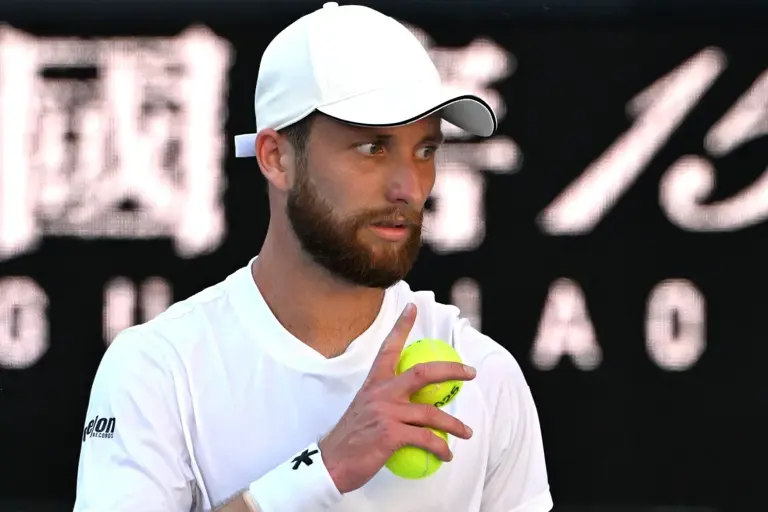 Moutet opens up ahead of Roland-Garros: 'I pushed my body beyond its ...