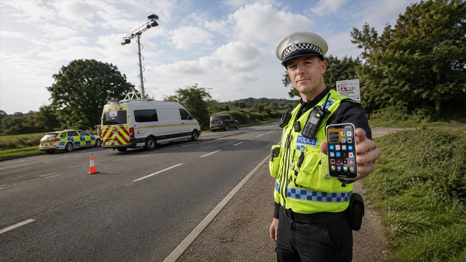 Phone detection cameras catch drivers instantly
