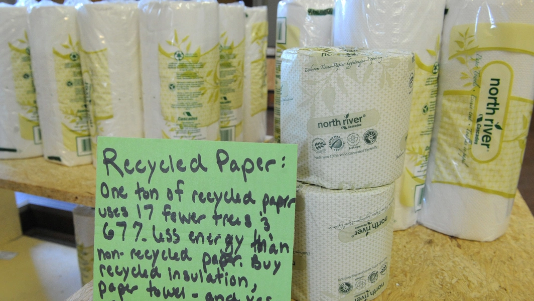 Experts call for reducing single-use paper products