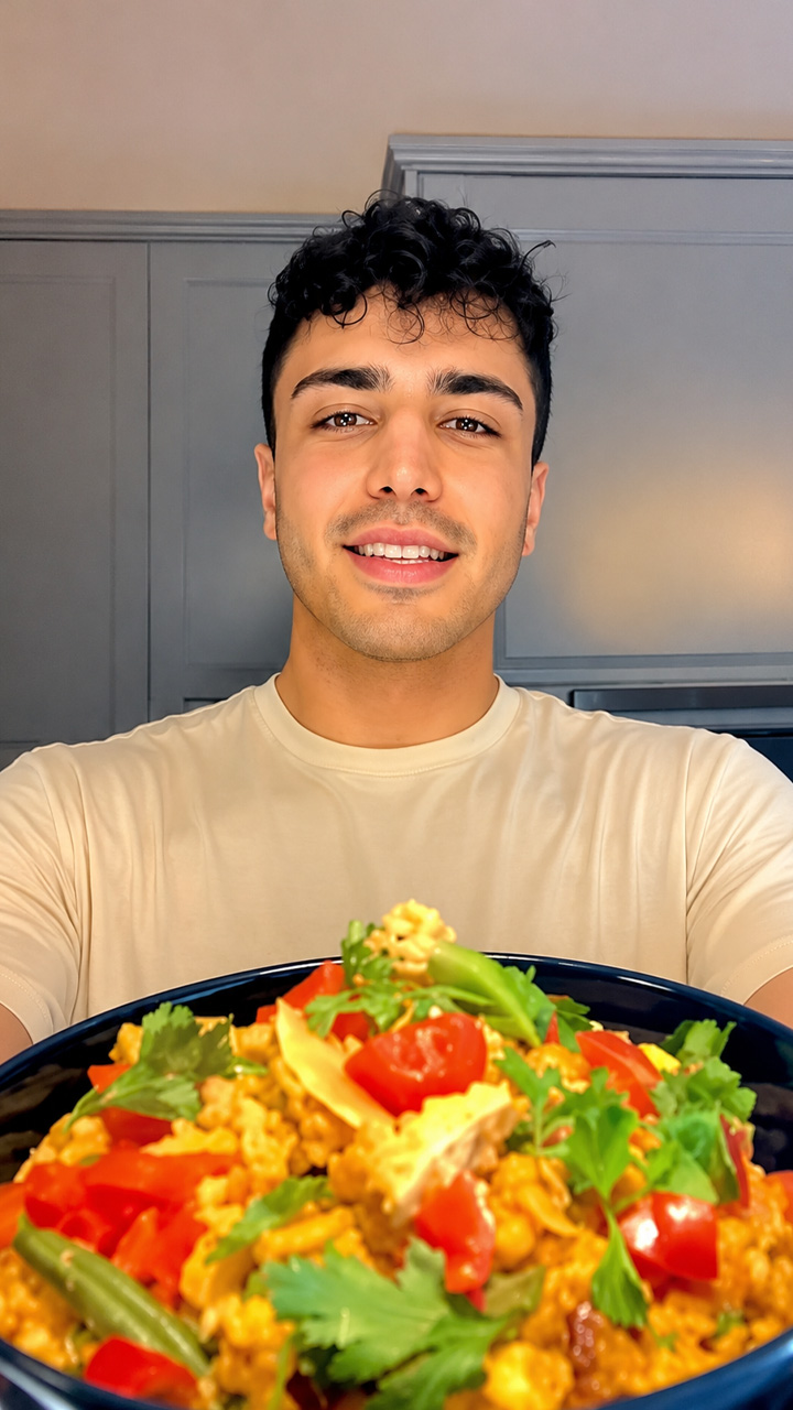 Easy nutritious one pot rice with colorful mixed vegetables