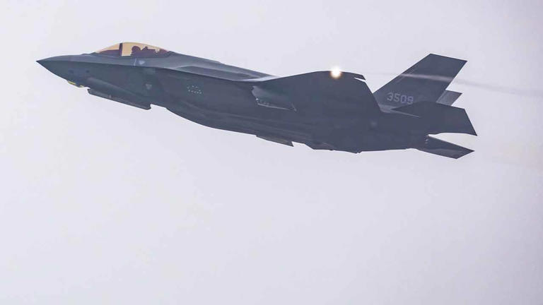 Video: Poland receives first F-35A Husarz jets and enters the era of ...