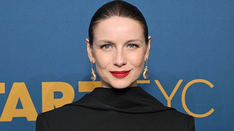 US site apologises to Outlander star over Shotts 'armpit' misquote