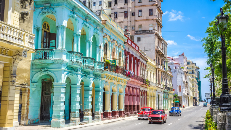 The best Caribbean islands to visit without overspending