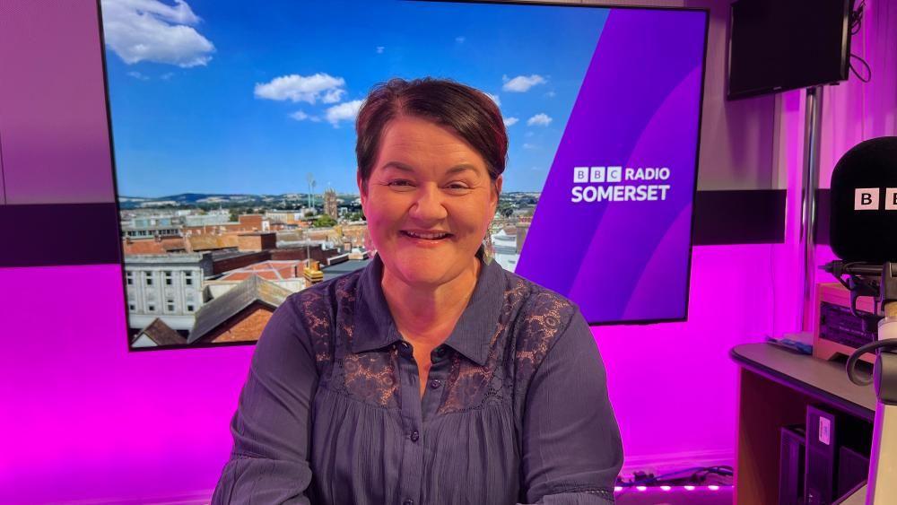 Tributes to presenter who was 'the best of local radio'