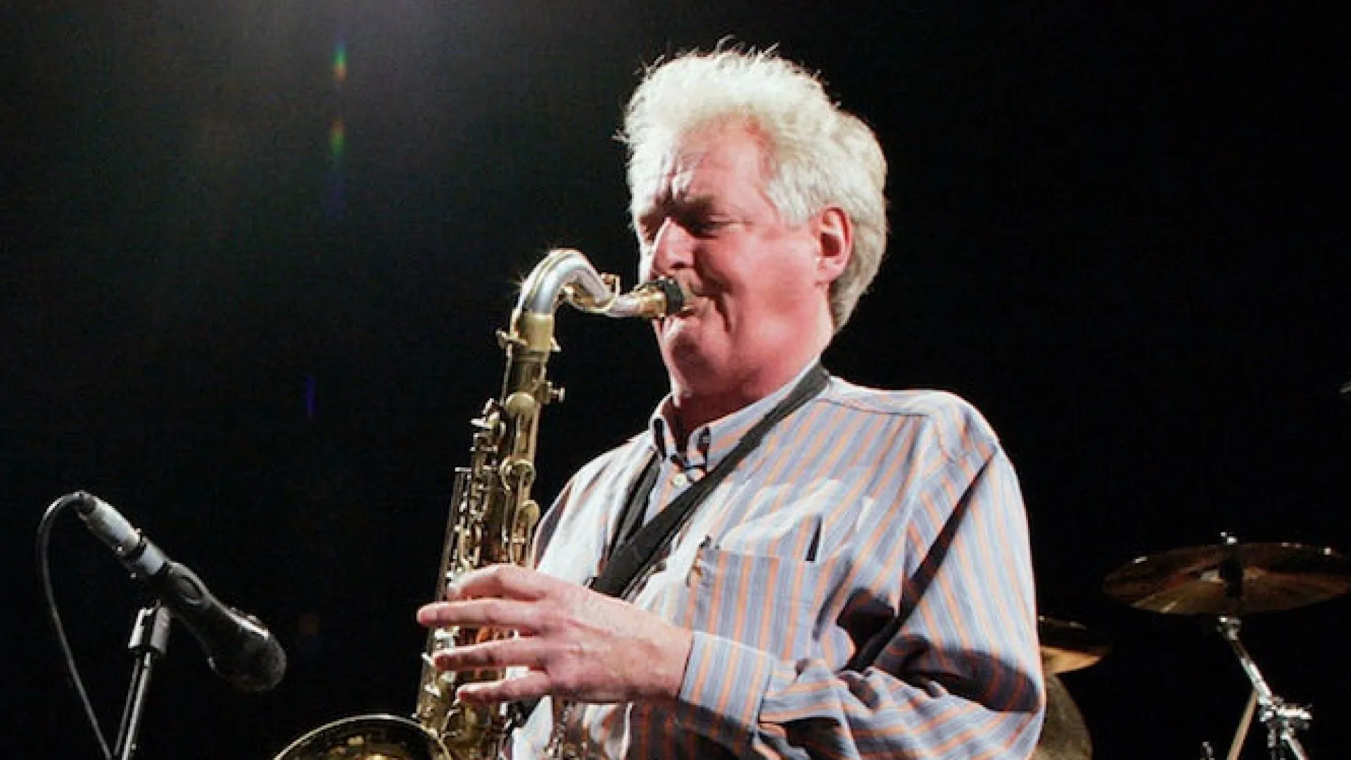 Guitarrista do Pink Floyd lamenta morte de Dick Parry. "Querido amigo"