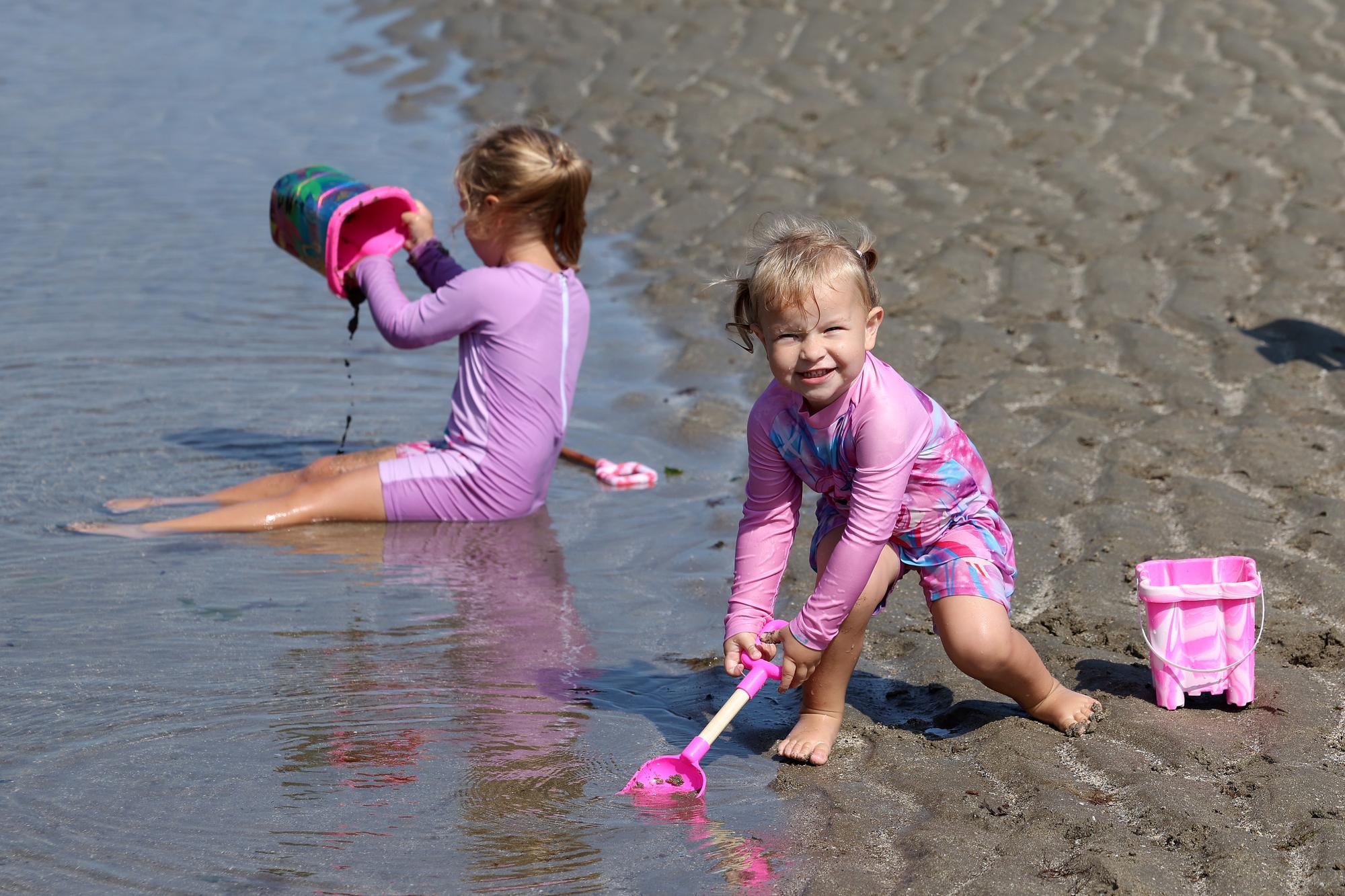 Northern Ireland bank holiday weather: Met Office forecasts dry and ...