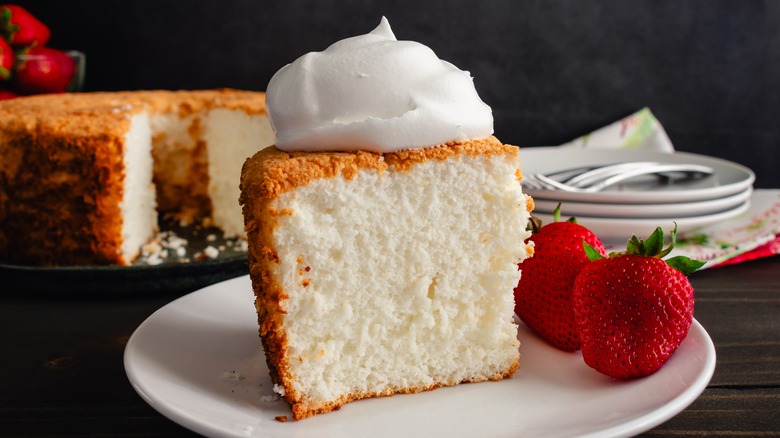 12 classic cakes that were actually invented in the US