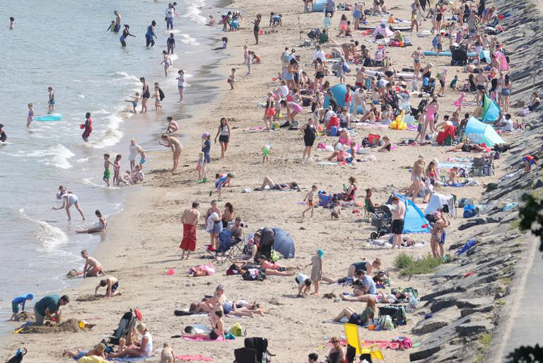 PSNI step up anti-social behaviour beach patrols over Bank Holiday weekend