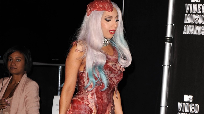 Fans told Glam their favorite iconic celebrity fashion moment ...