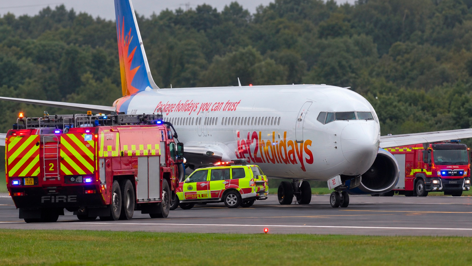 Plane makes emergency landing after engine overheats