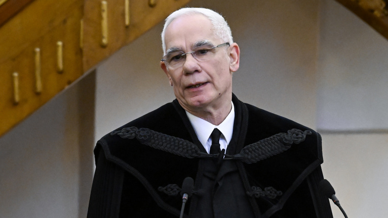 Balog Zoltánt kemény bírálat érte, a vidéki prókátor elsütötte a ...