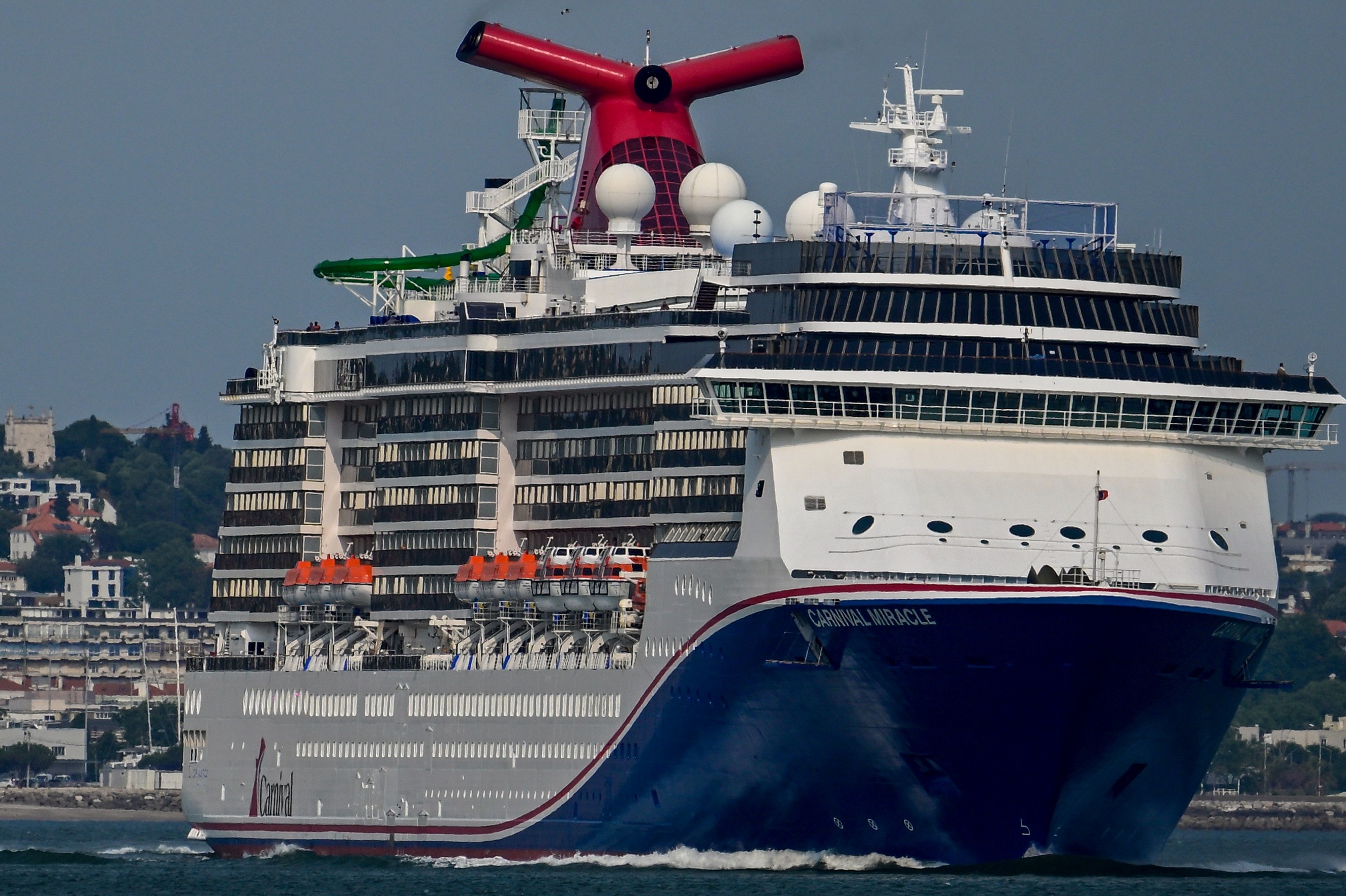 Carnival ripped for canceling cruise bookings after website glitch sold ...