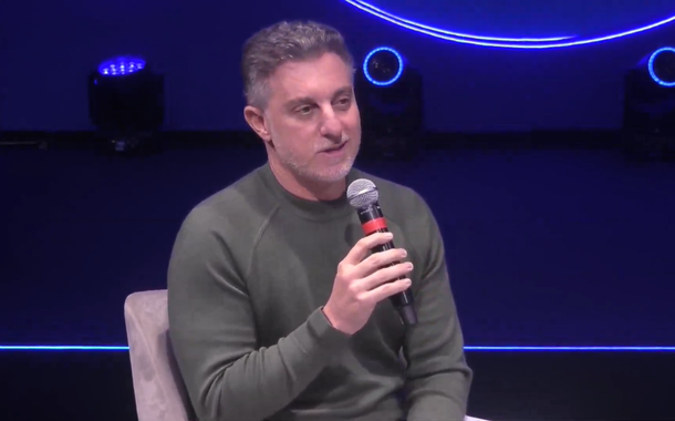 Luciano Huck e a República de sapatênis