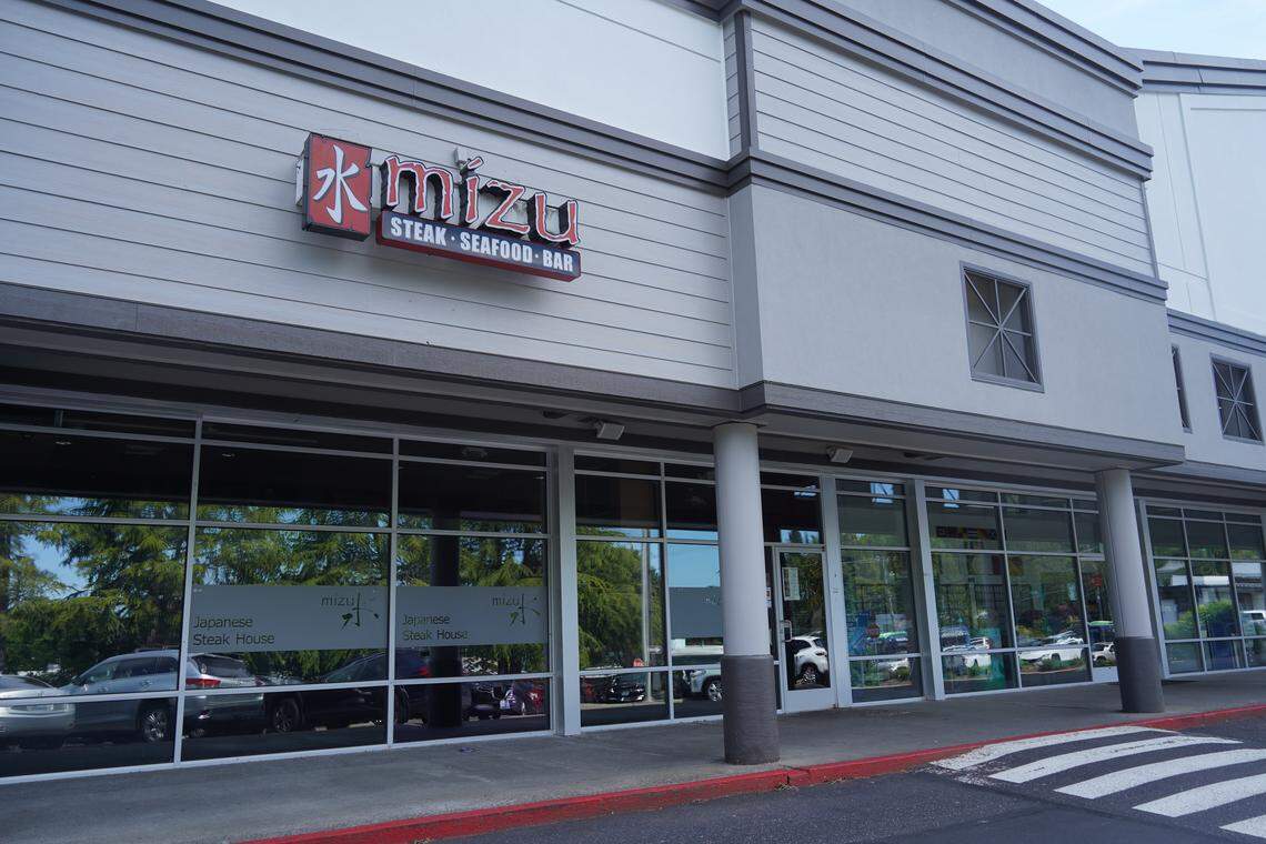 Steakhouse, Irish pub and donut shop close: Gig Harbor restaurant updates