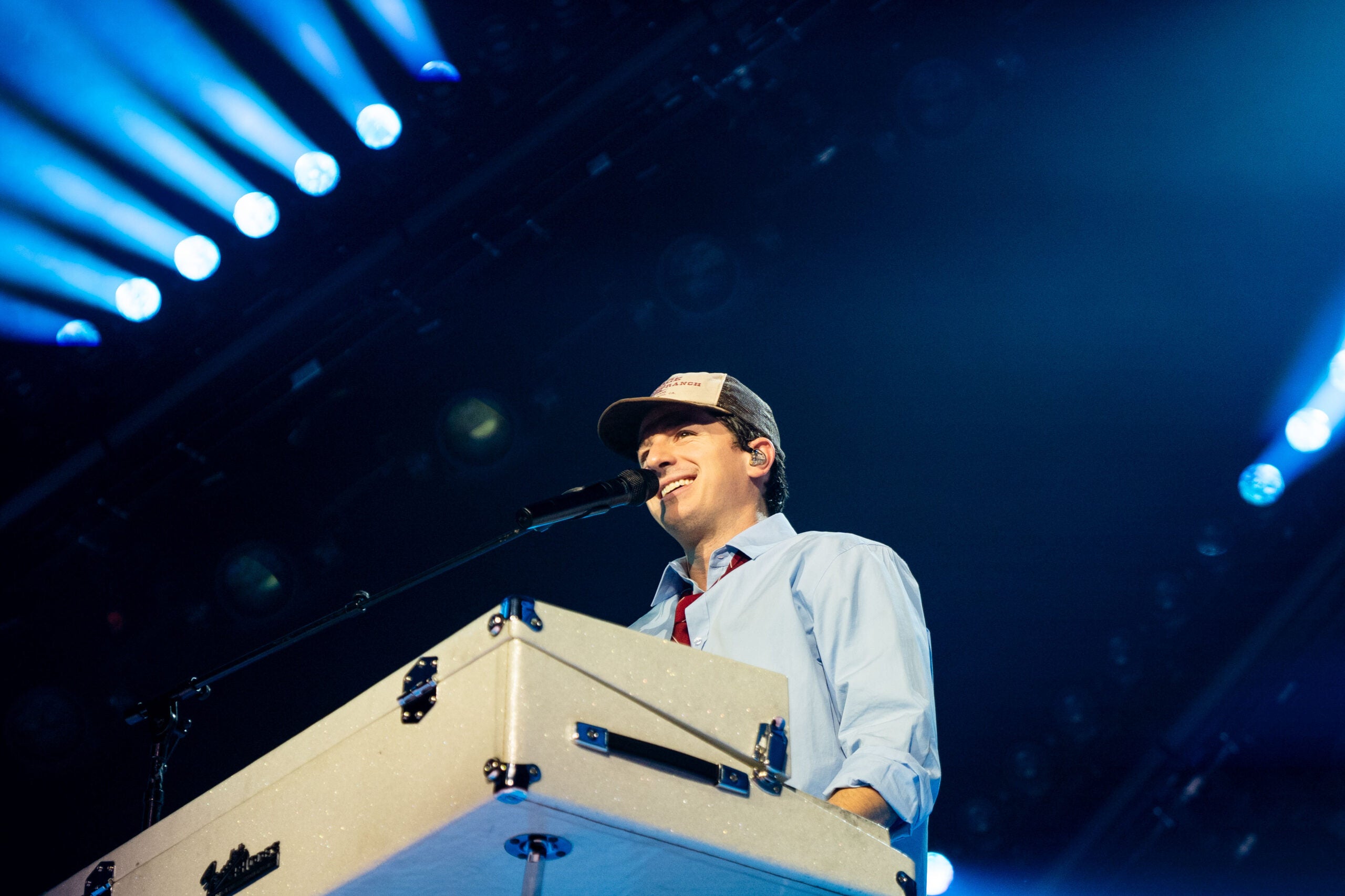 Review & setlist: Charlie Puth turns MGM Music Hall into a masterclass ...