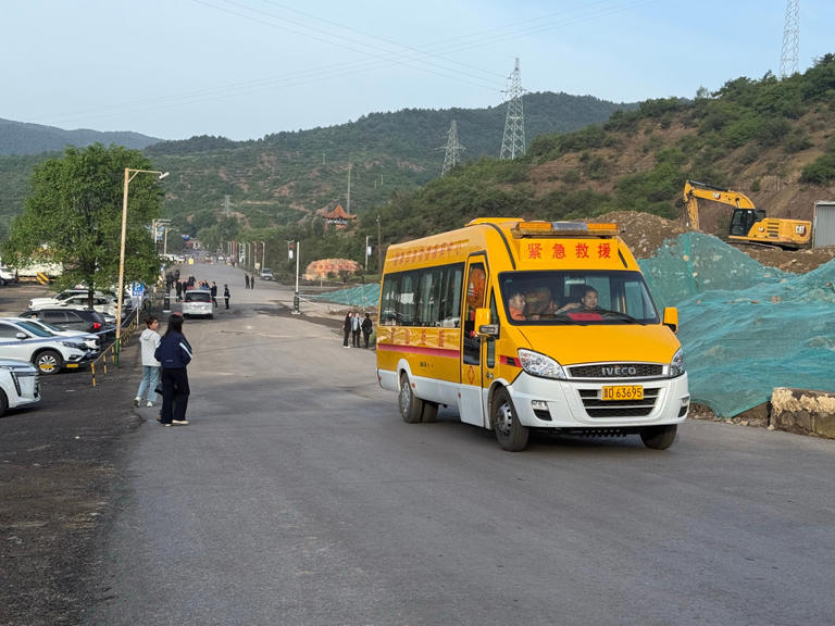 Deadliest coal mine explosion in China in years kills at least 82 ...