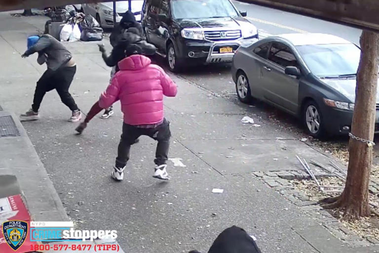 NYC pours millions into left-leaning 'violence interrupter' groups that ...