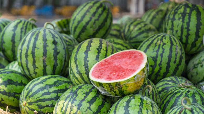 Should you buy a shiny watermelon?