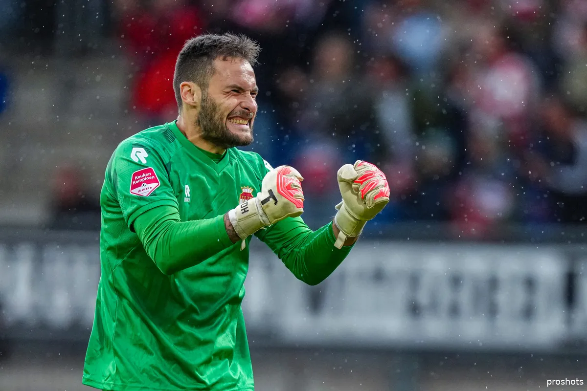 Doelman Didillon schiet Willem II in strafschoppenserie naar Eredivisie ...