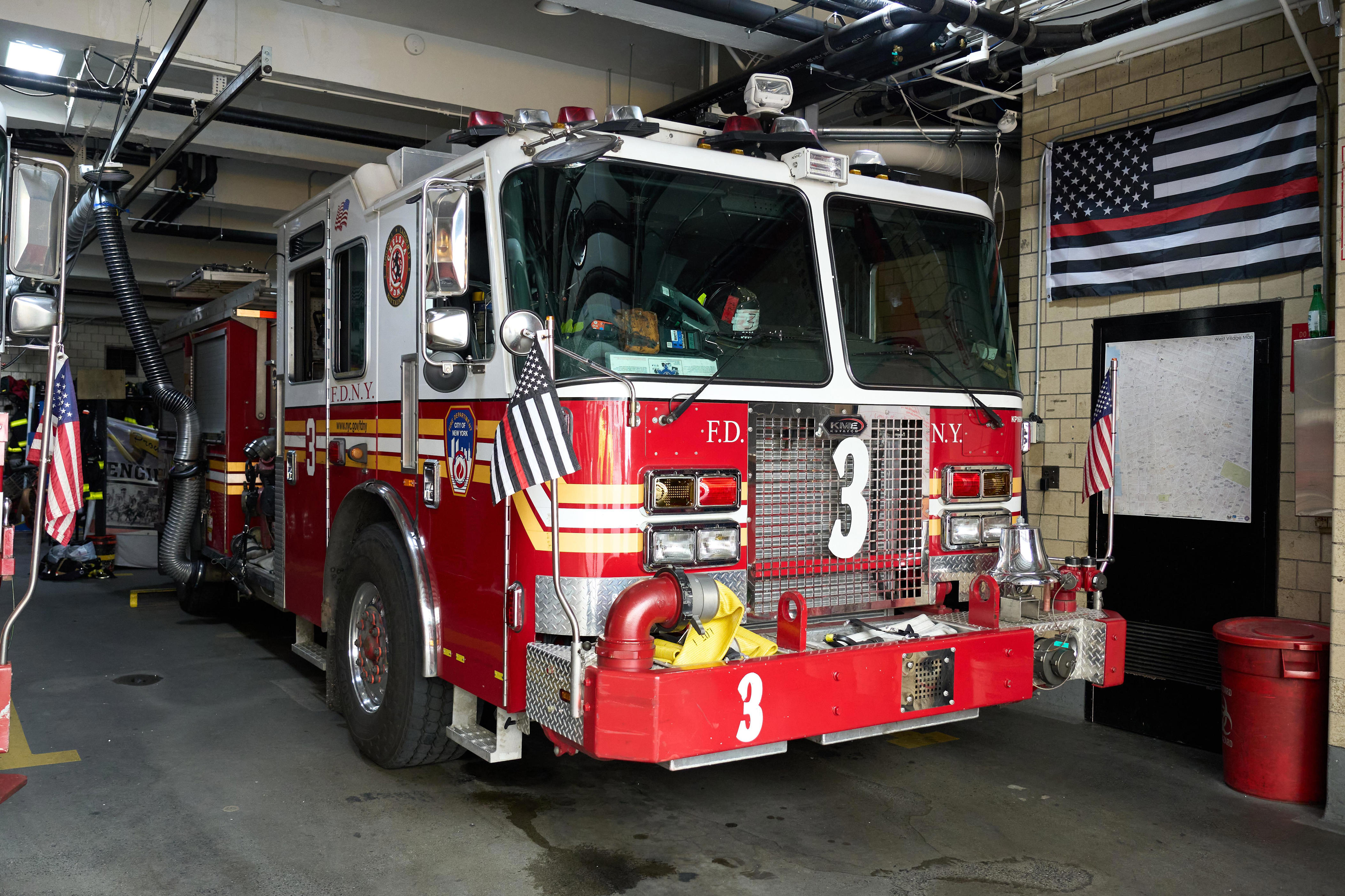 New York City shipyard explosion leaves one dead, dozens injured