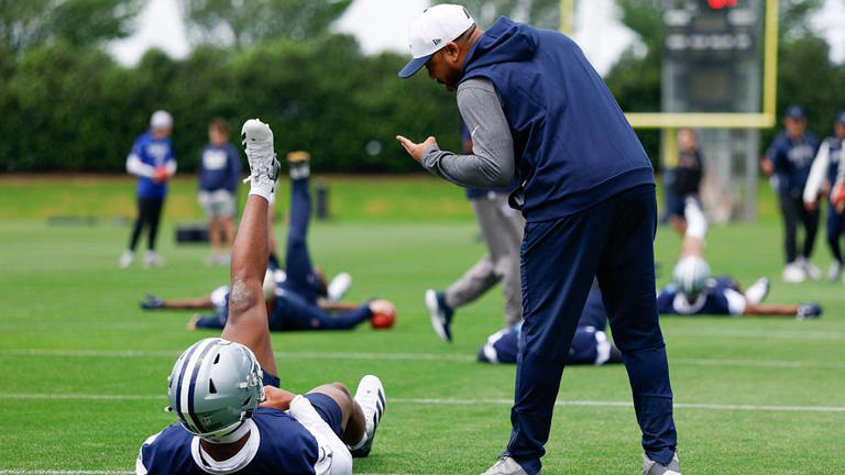 Cowboys' defense just needs to be average for return to NFL playoffs