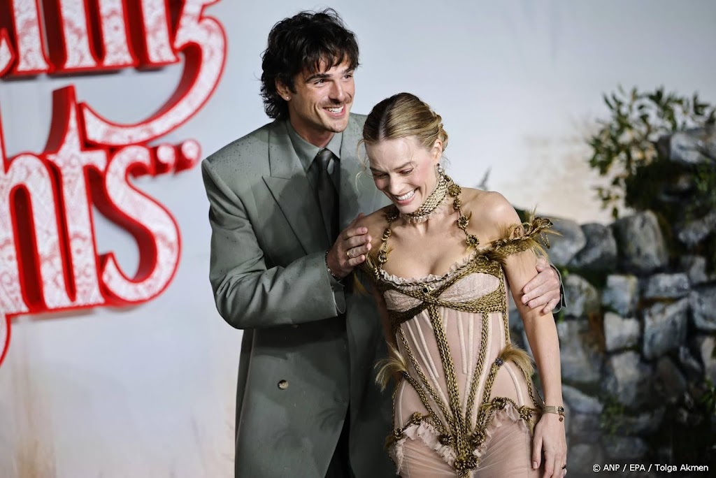 Regisseur betreurt sneuvelen okselhaarscène Margot Robbie: 'Compleet ...