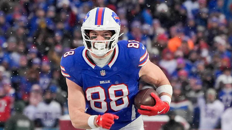 Bills' offensive weapon room earns elite ranking before 2026 season