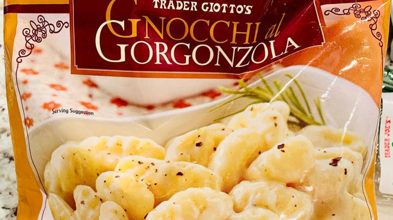 10 frozen Trader Joe's meals customers love