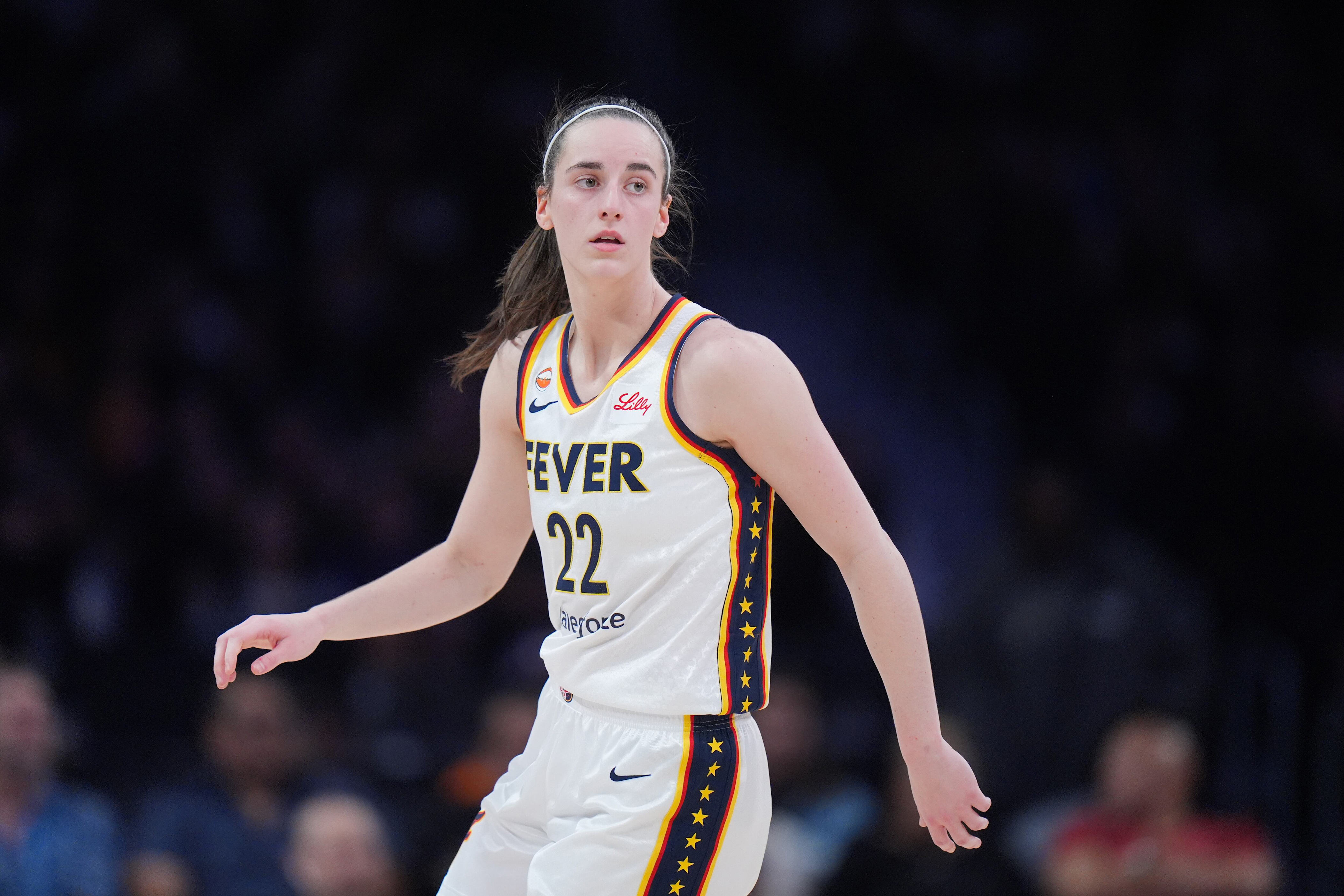 Caitlin Clark scores 22 points in return from 1-game absence as Fever ...