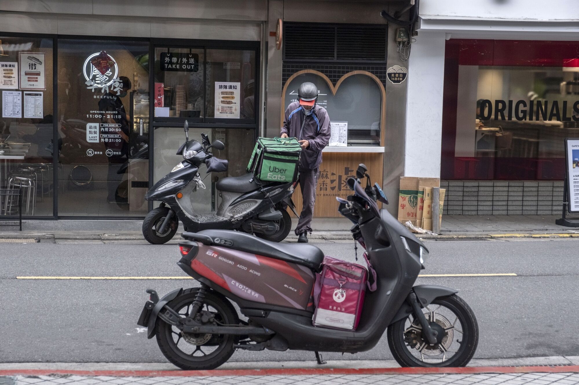 Uber proposes Delivery Hero takeover at €10 billion valuation