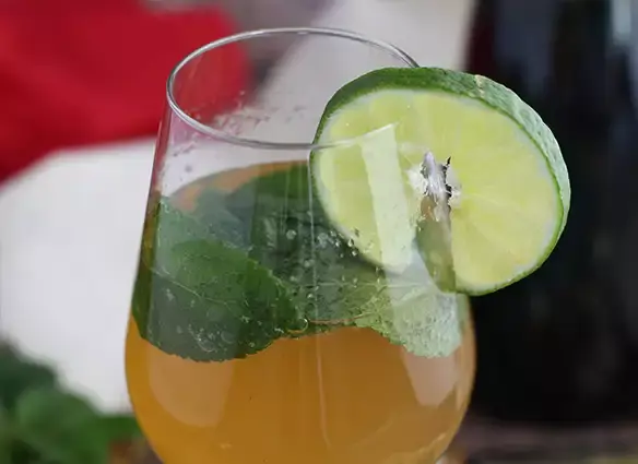 Królewski mojito z szampanem