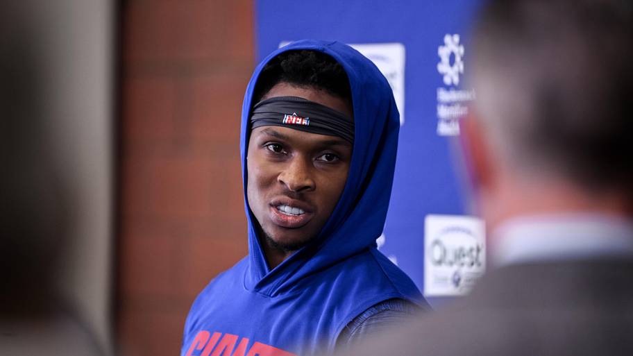 Darnell Mooney rejects panic over Giants' WR room amid Nabers injury